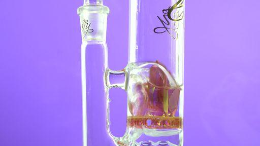 How Does a Bong Work? A Guide to Water Pipes | 420 Science