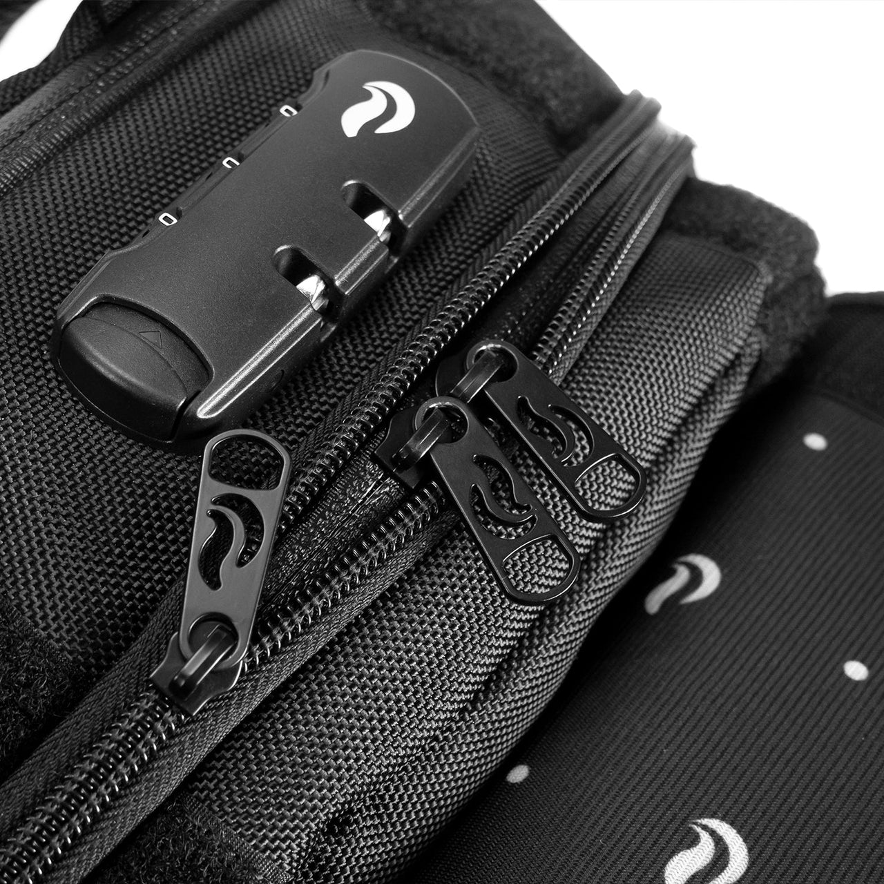 Skunk Smell Proof Face-Off Mini Backpack / $ 89.99 at 420 Science