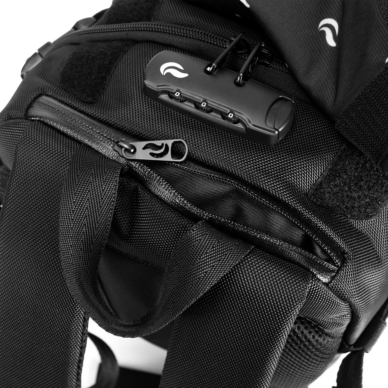 Skunk Smell Proof Face-Off Mini Backpack / $ 89.99 at 420 Science